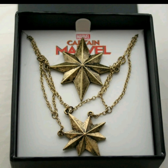 Marvel | Jewelry | Captain Marvel Multiple Star Comic Collectors ...